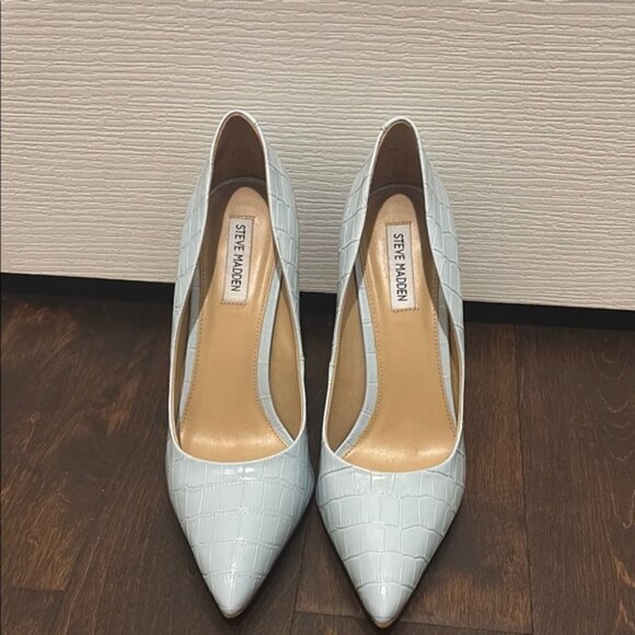 Steve Madden | Shoes | Steve Madden Crocembossed White Heels | Poshmark